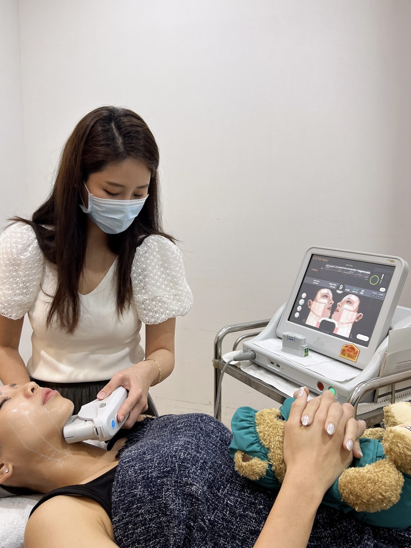 Is Ultherapy Painful? 5 Factors You Need to Know